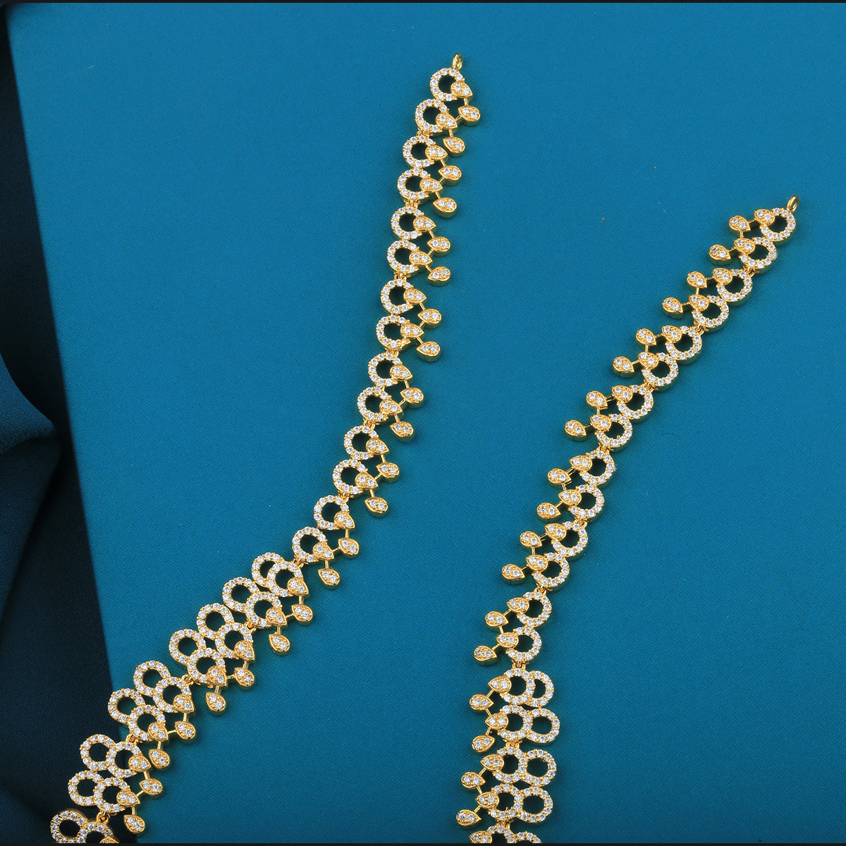 Tvisha Stone Silver Haaram With Earrings – Airaa Jewelry