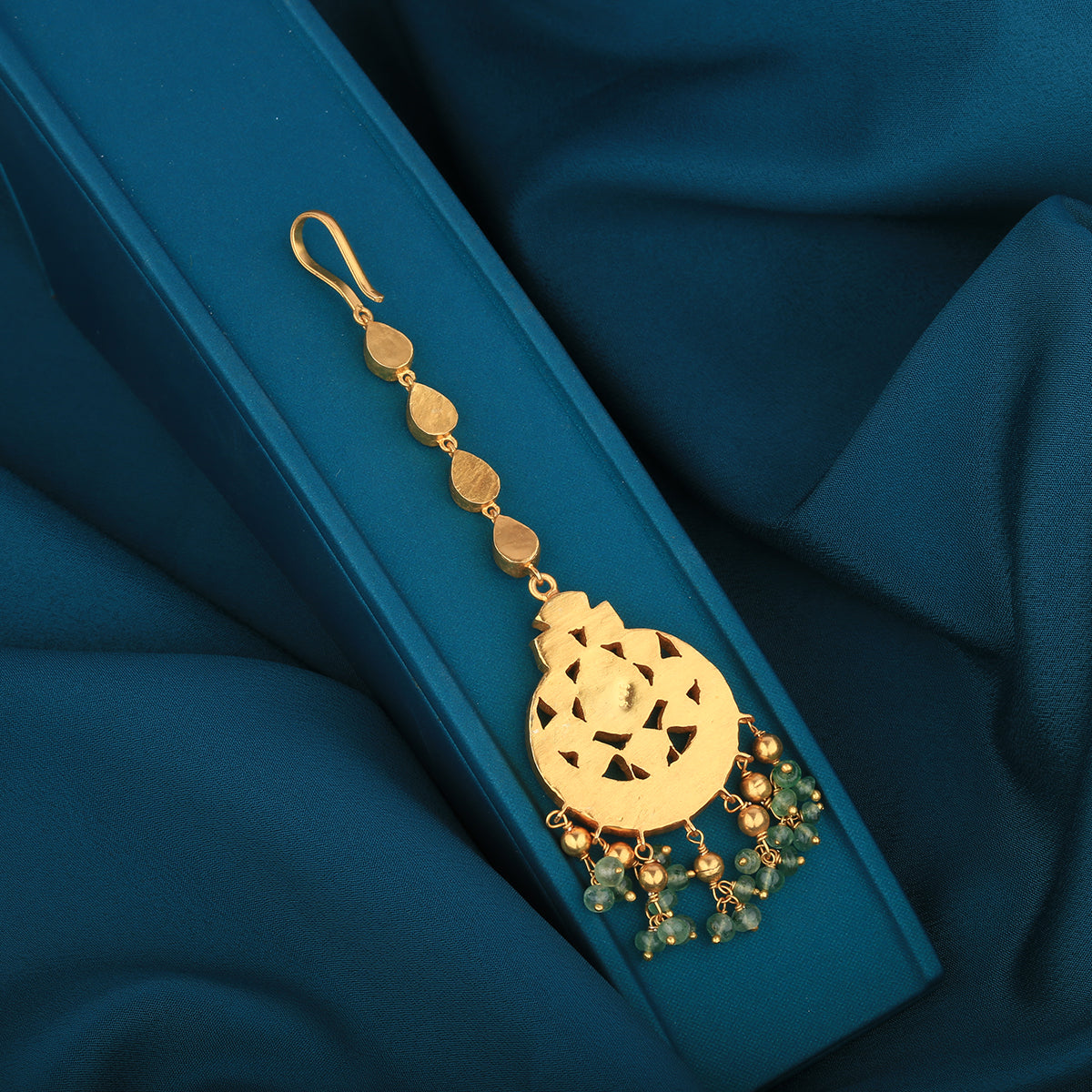 Traditional Stone Silver Nethi Chutti – Airaa Jewelry